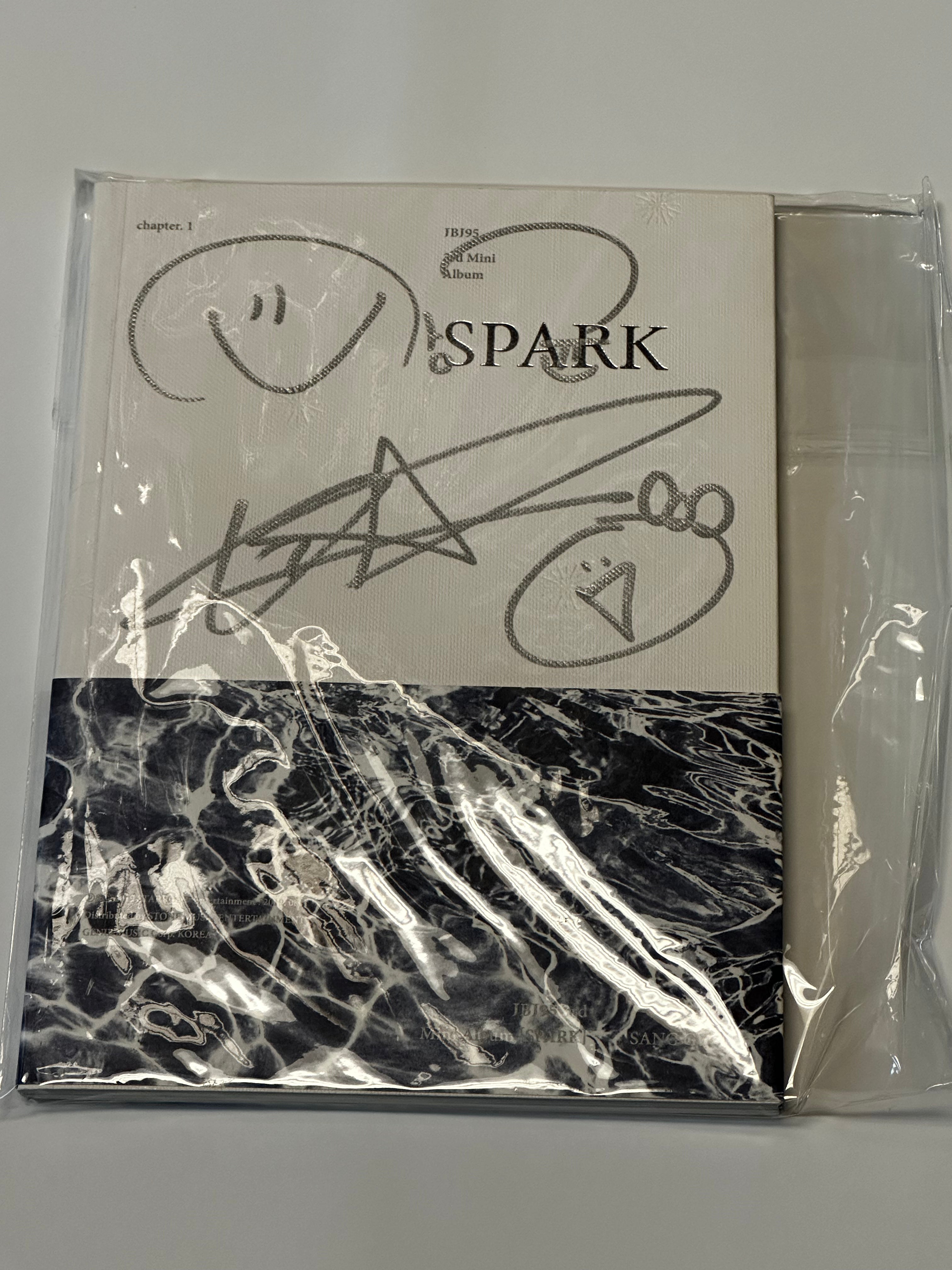 [SIGNED] JBJ95 - SPARK (WHITE VER.) – KPOP Store in USA