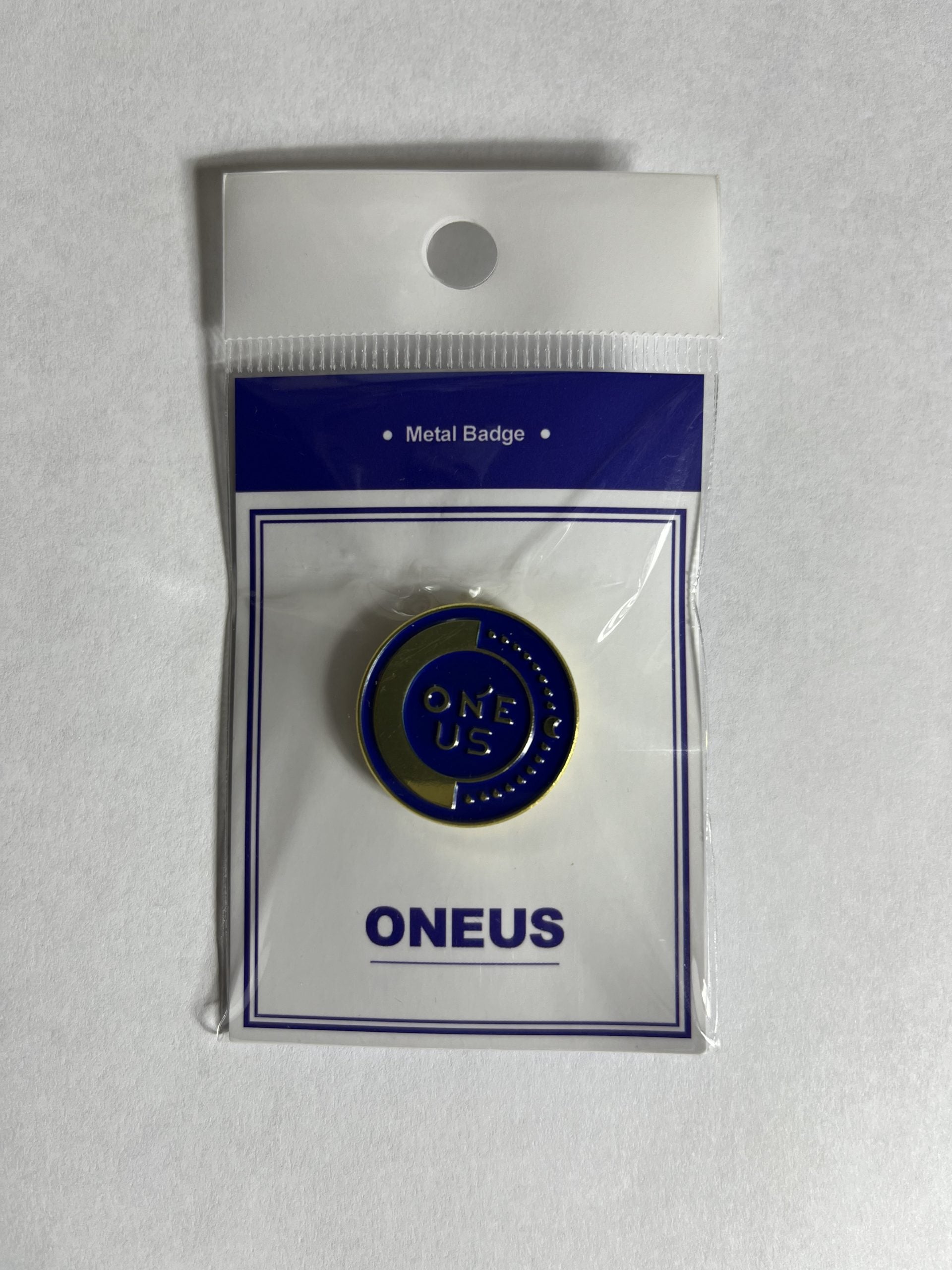 ONEUS - Logo Pin Badge – KPOP Store in USA